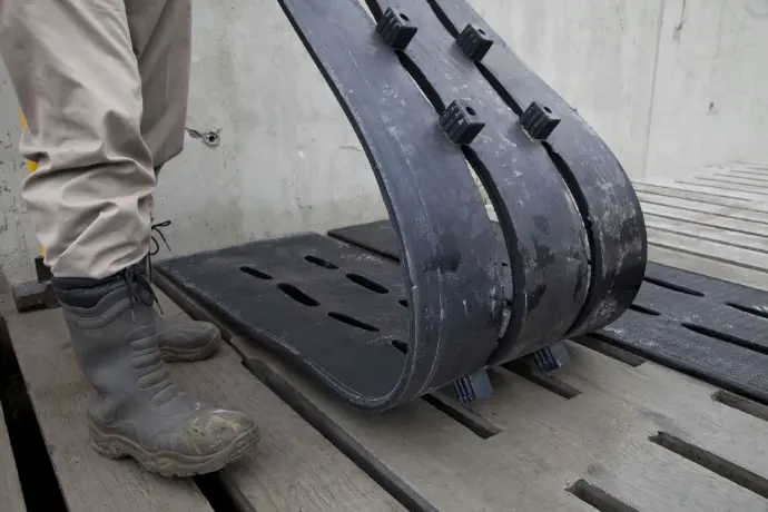 Slat Rubber for Livestock Comfort